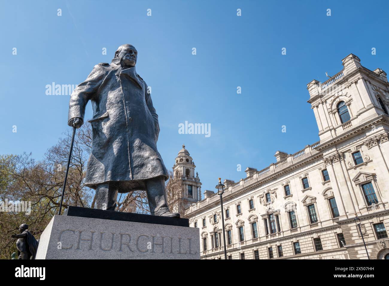 Churchill memorial building hi-res stock photography and images - Alamy