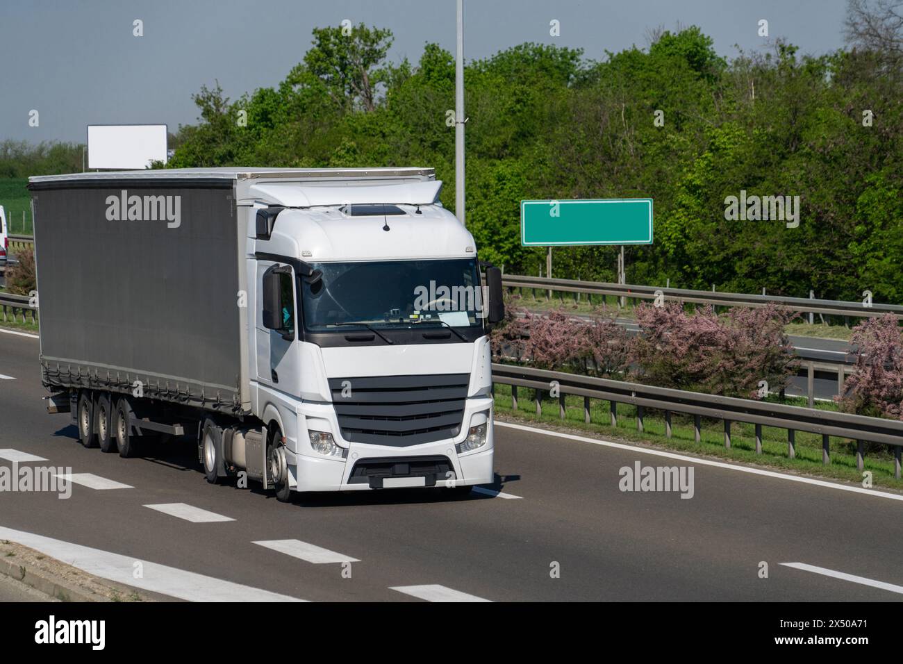 Truck semi trailer driving hi-res stock photography and images - Alamy