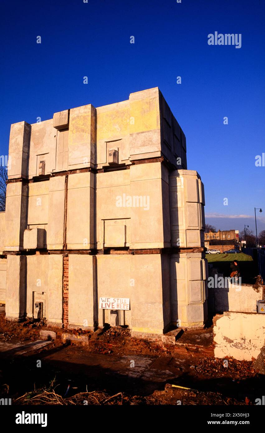 Rachel whiteread the house 1994 hi-res stock photography and images - Alamy