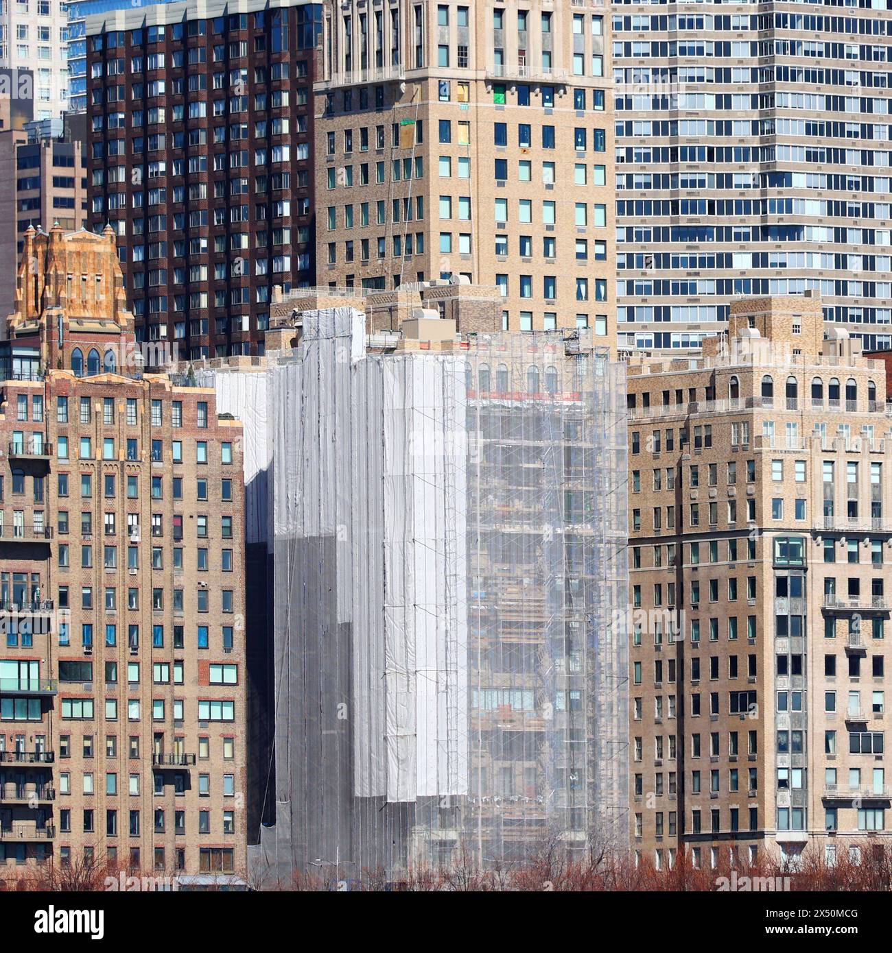 New York, USA. 2nd April, 2024. Daily life, buildings, skyscrapers in ...