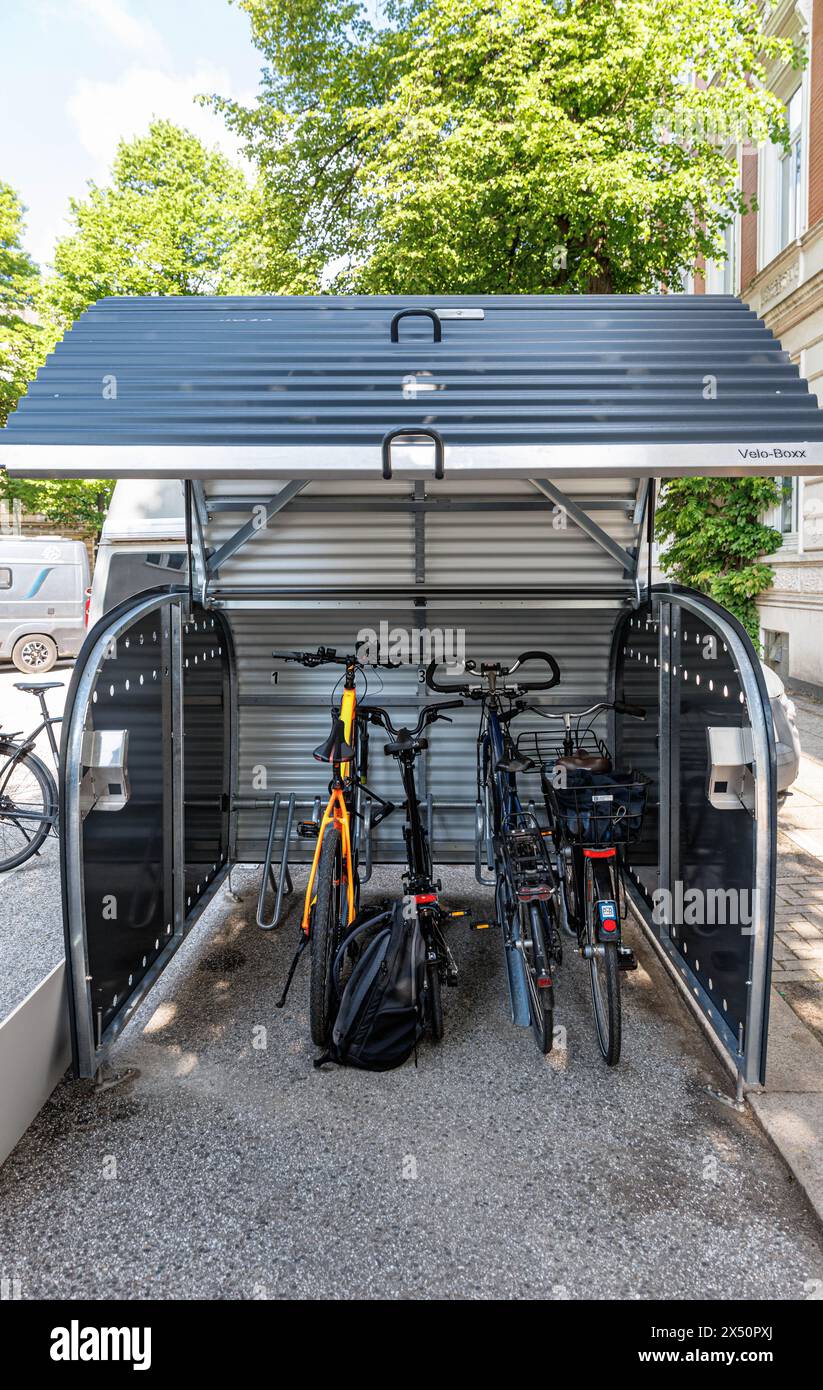 06 May 2024, Hamburg: A new bike box is located in the Grindel district ...