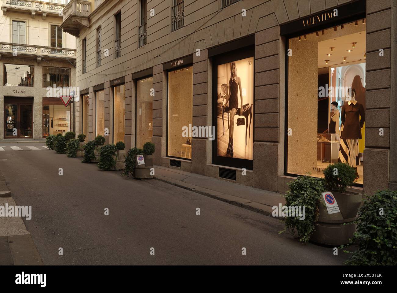 Milan.10.01.23.View of a glimpse of via Montenapoleone from a side ...