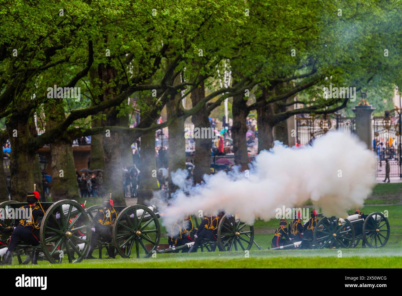 London, UK. 6th May, 2024. The guns firing in turn in rainy weather ...