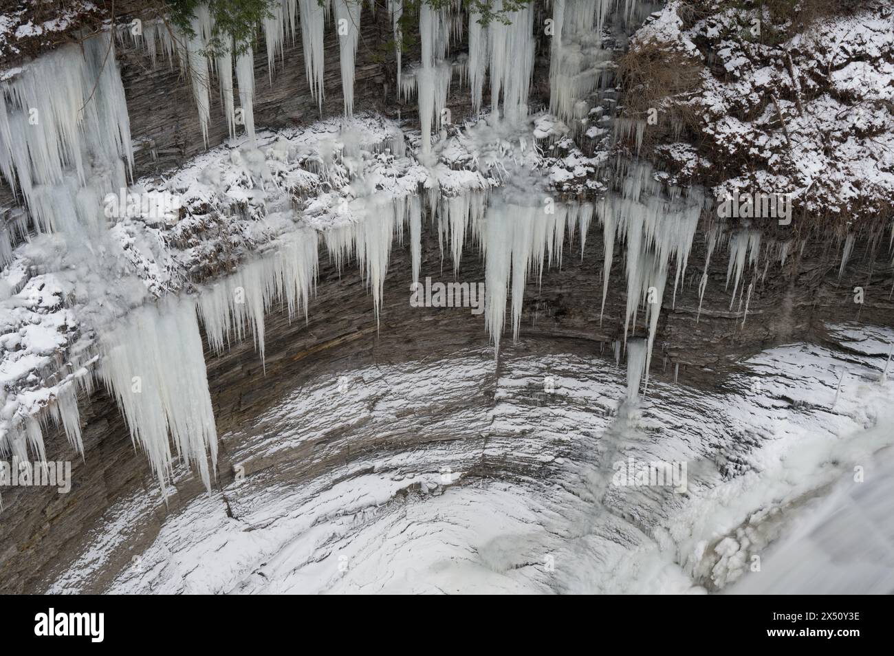Frozen gorge at Taughannock Falls State Park Stock Photo - Alamy