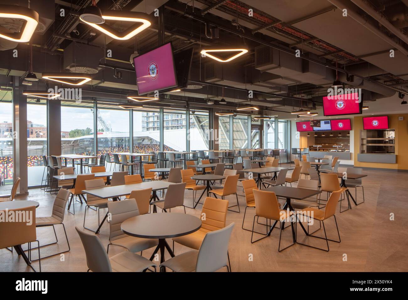 Stadium concourse hi-res stock photography and images - Alamy