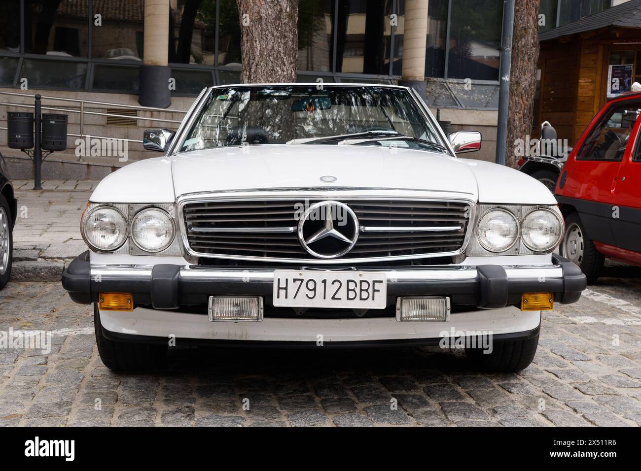 Old classic grey mercedes benz front view Stock Photo - Alamy