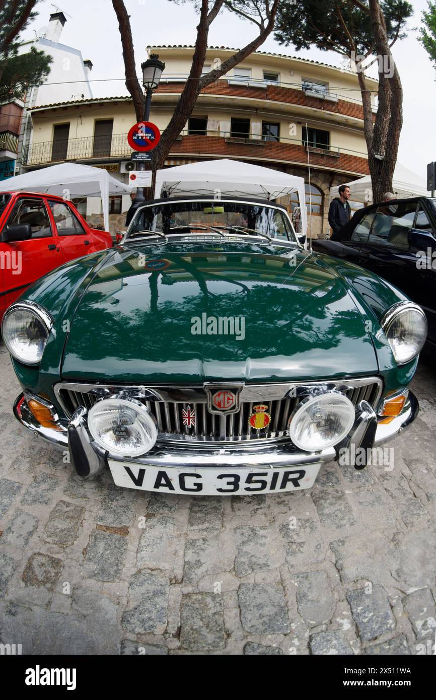 Green mg hi-res stock photography and images - Alamy