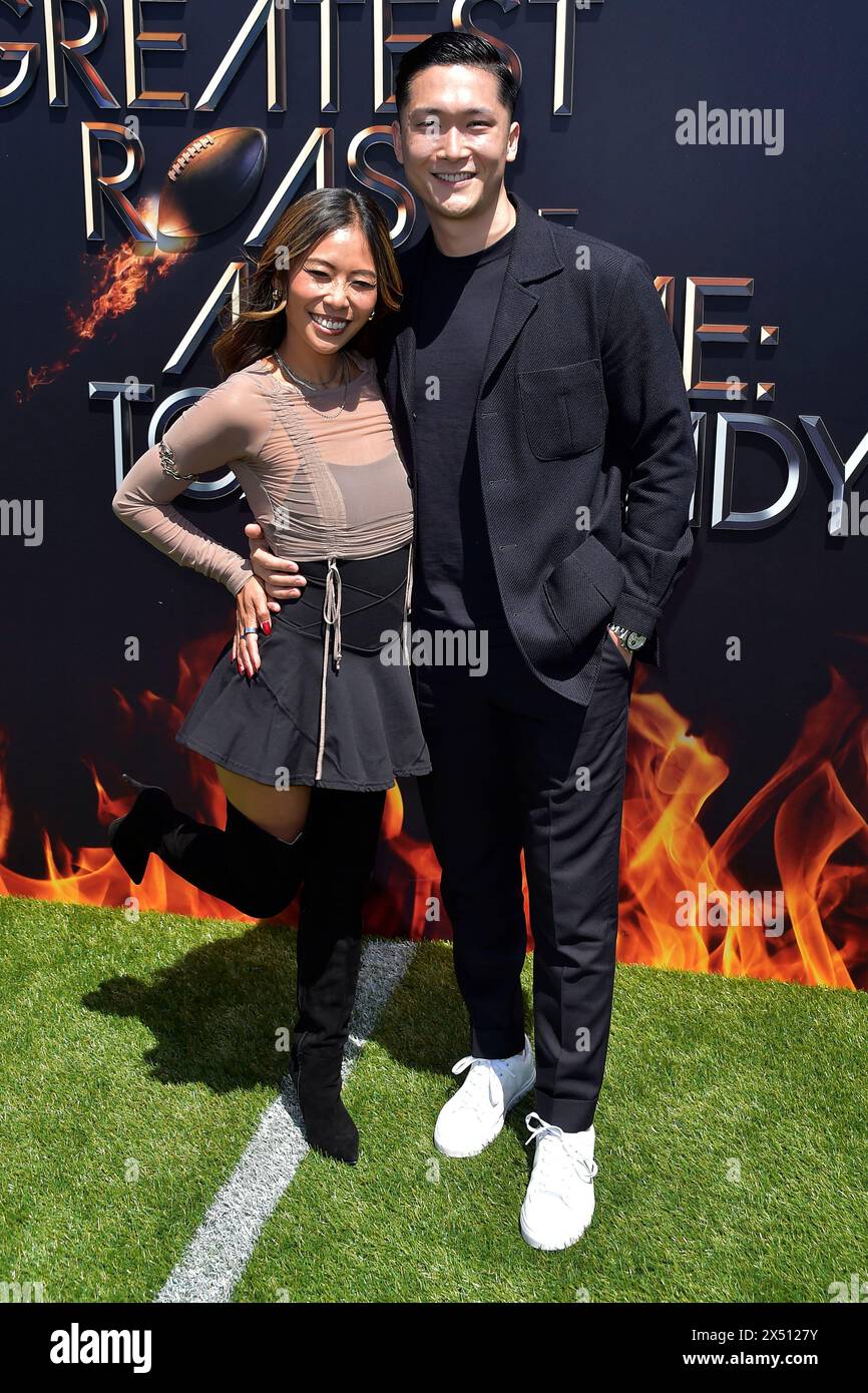 Jessica Woo und Sam Hyun bei der Netflix-Show 'The Greatest Roast of ...