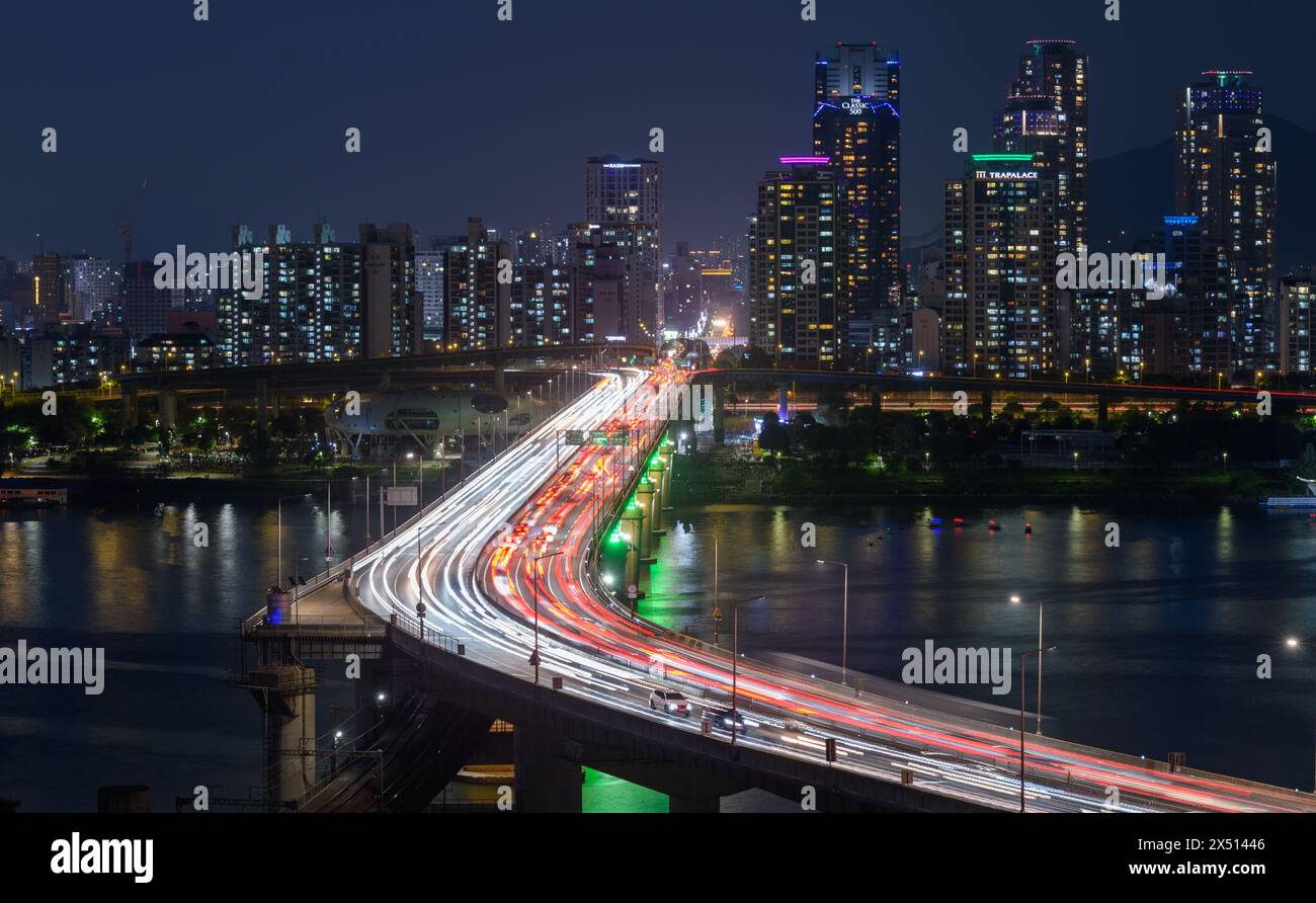 General view of vehicles passing through Cheongdam Bridge, one of the ...