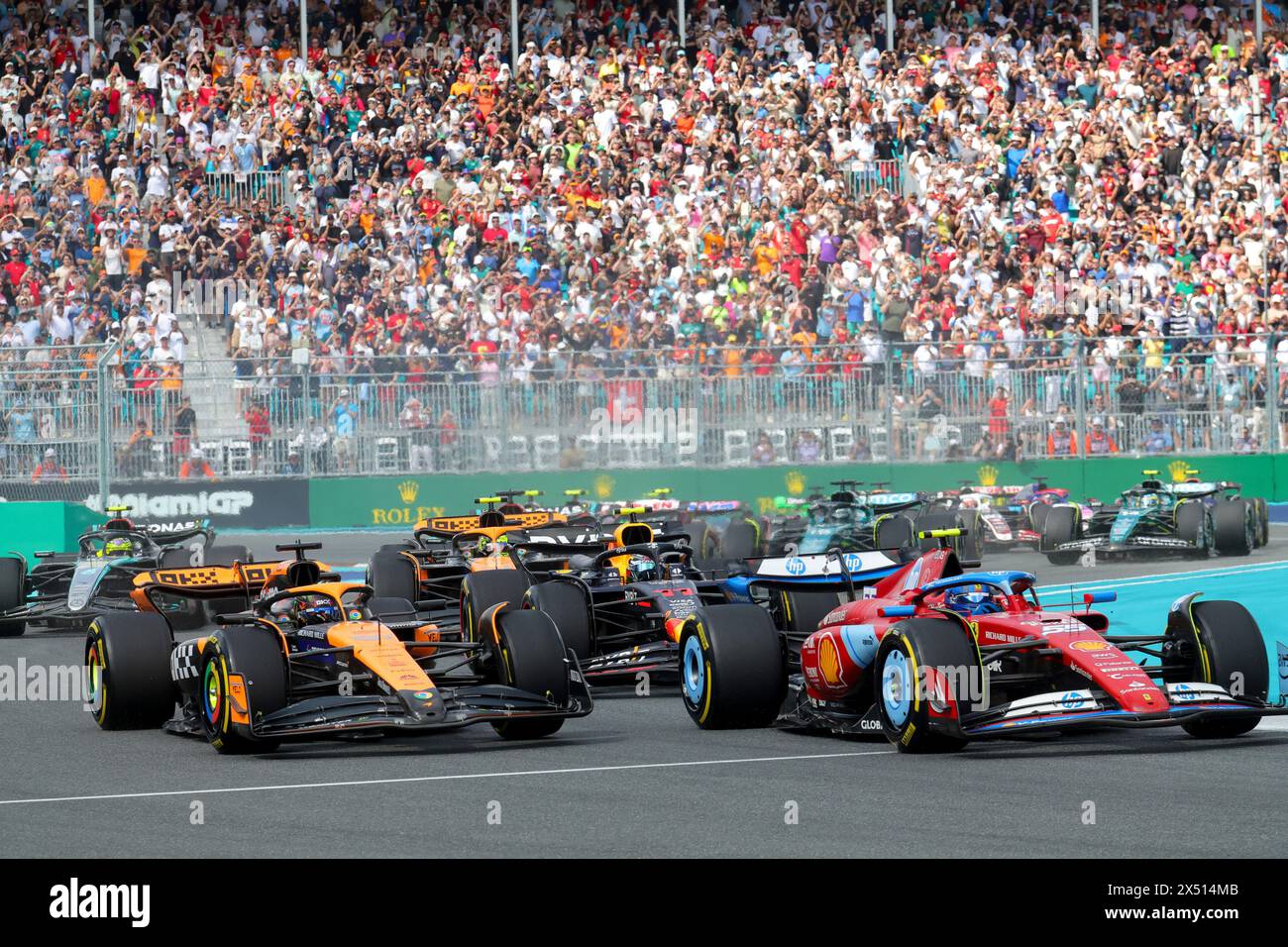 #55 Carlos Sainz (ESP, Scuderia Ferrari), #81 Oscar Piastri (AUS ...