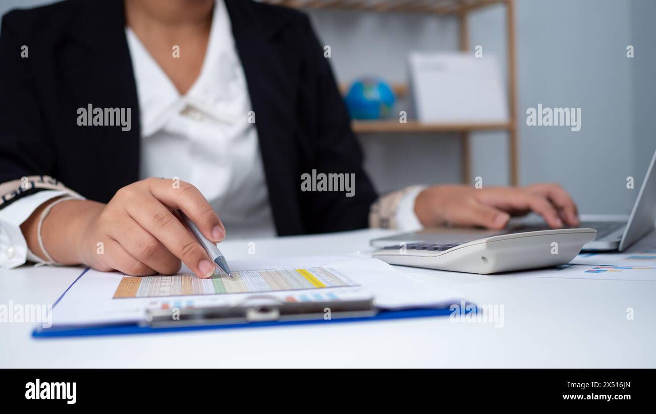 Indicator project hi-res stock photography and images - Alamy