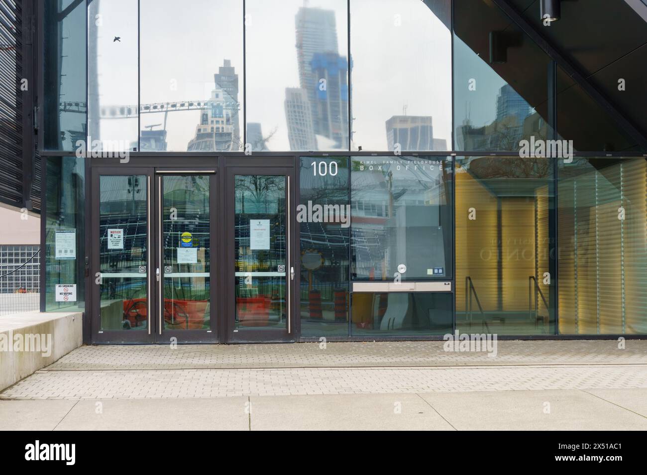Goldring centre for high performance sport hi-res stock photography and ...