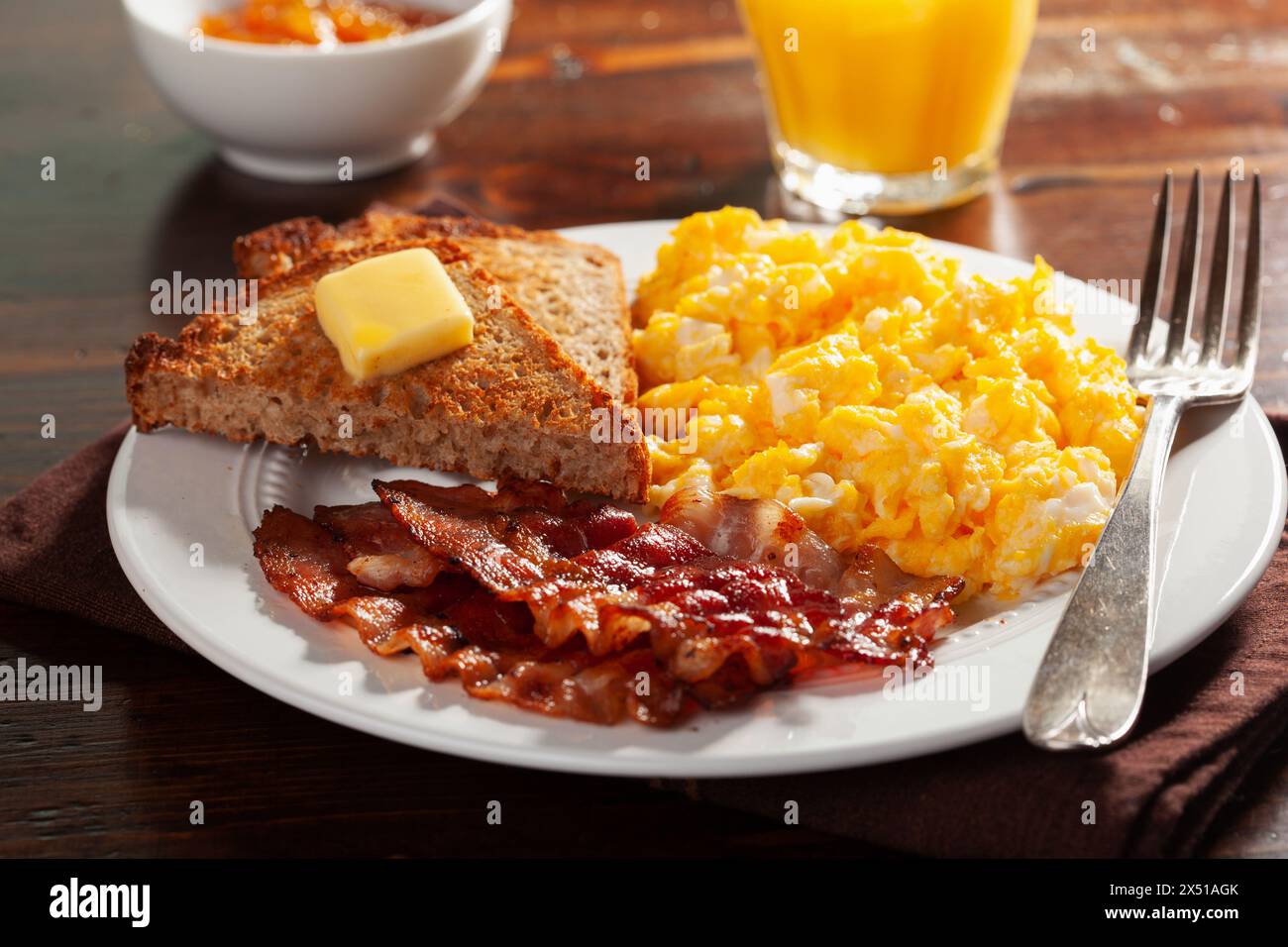 American egg breakfast hi-res stock photography and images - Alamy