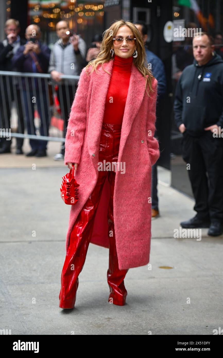 Jennifer Lopez arrives at Good Morning America on May 06, 2024 in New ...