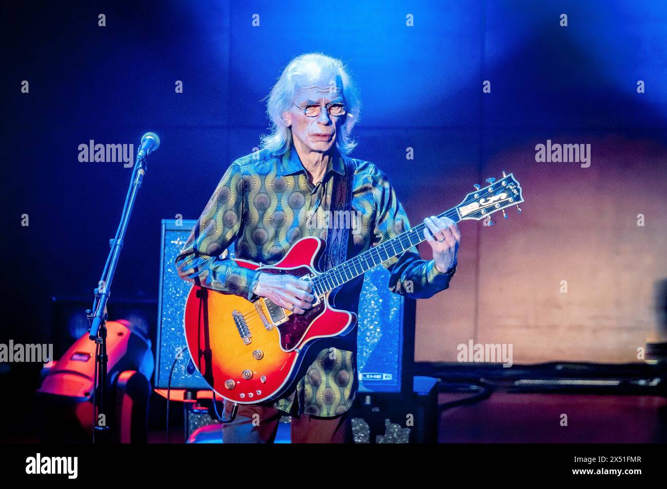 Roma Convention Center "La Nuvola", Rome, Italy, May 05, 2024, Steve Howe play the guitar during ...