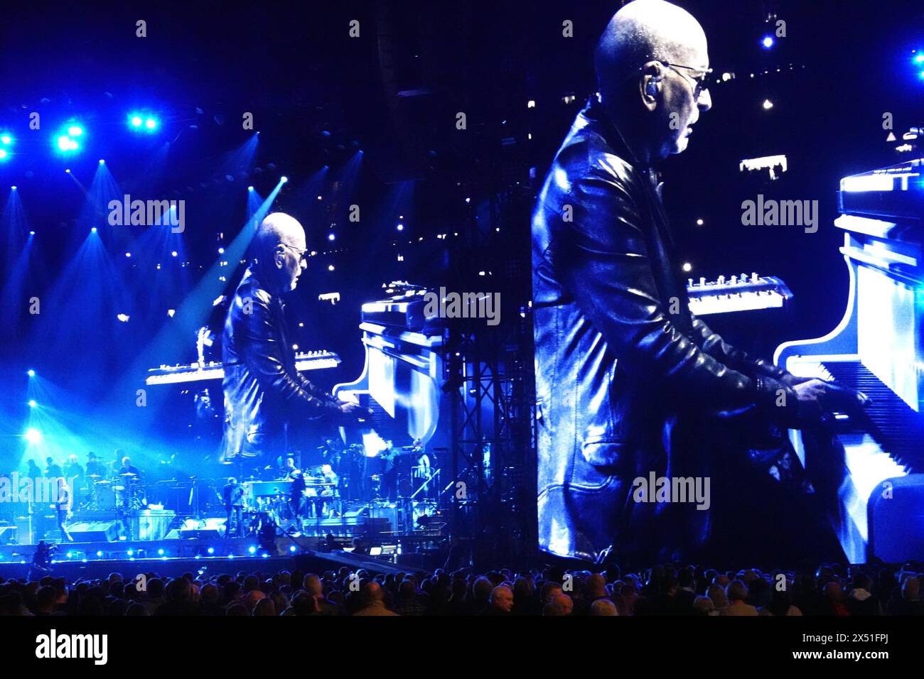 "Bruce Springsteen & the E Street Band", "Cardiff Wales", "The Boss at ...