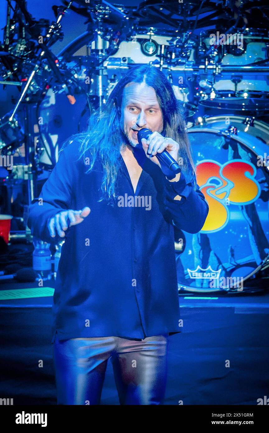 Music Concert - Yes - The Classic Tales of Yes Tour 2024 Jon Davison ...