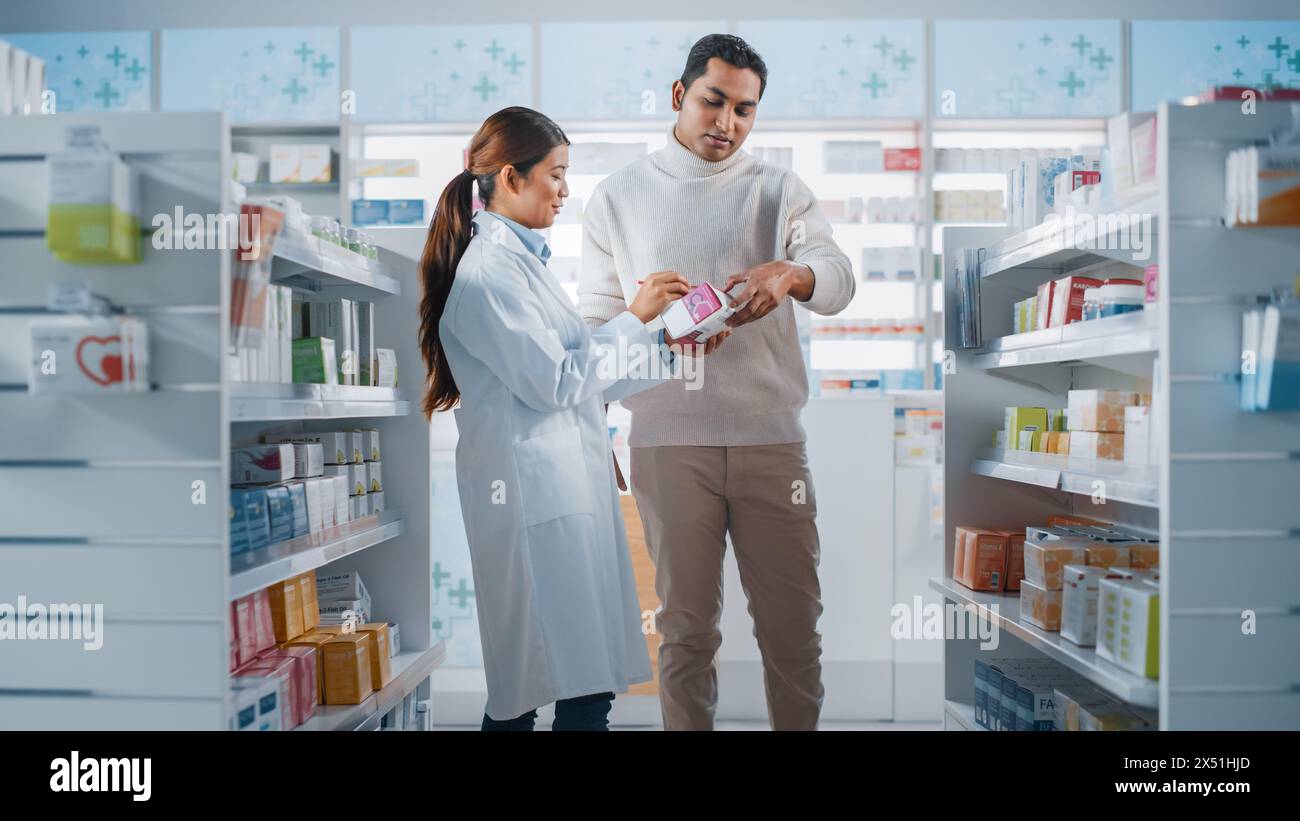 Indian male shop assistant hi-res stock photography and images - Alamy