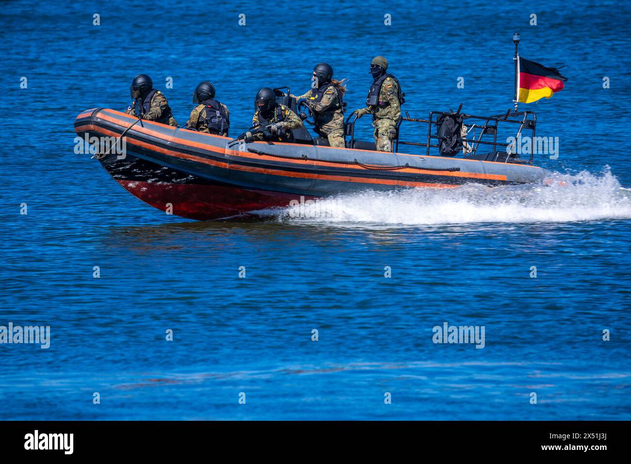 Bundeswehr exercise hi-res stock photography and images - Alamy