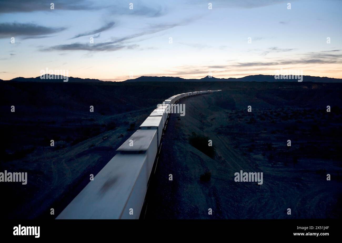 Freight train silhouette sunrise hi-res stock photography and images ...