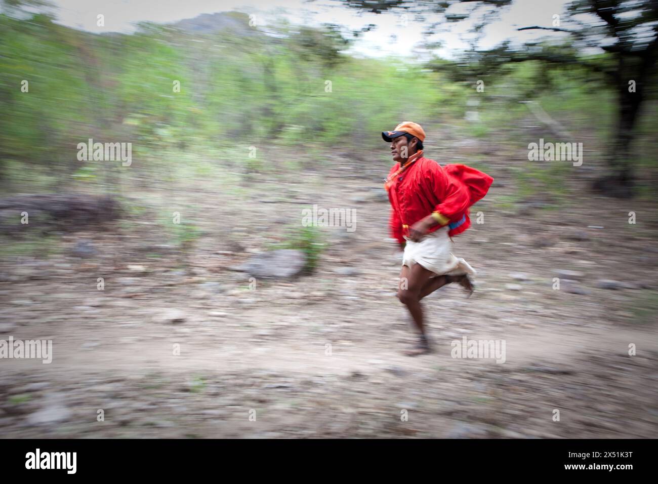 Traditional tarahumara clothing hi-res stock photography and images - Alamy