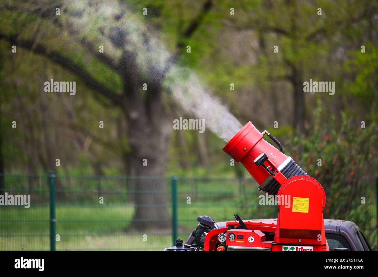 Enviro pest control hi-res stock photography and images - Alamy