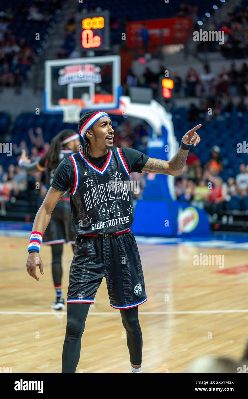 Fast baller hi-res stock photography and images - Alamy