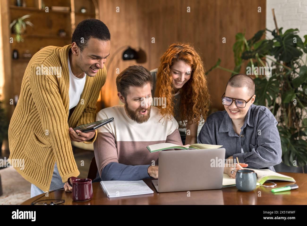 Brainstorm laptop hi-res stock photography and images - Alamy