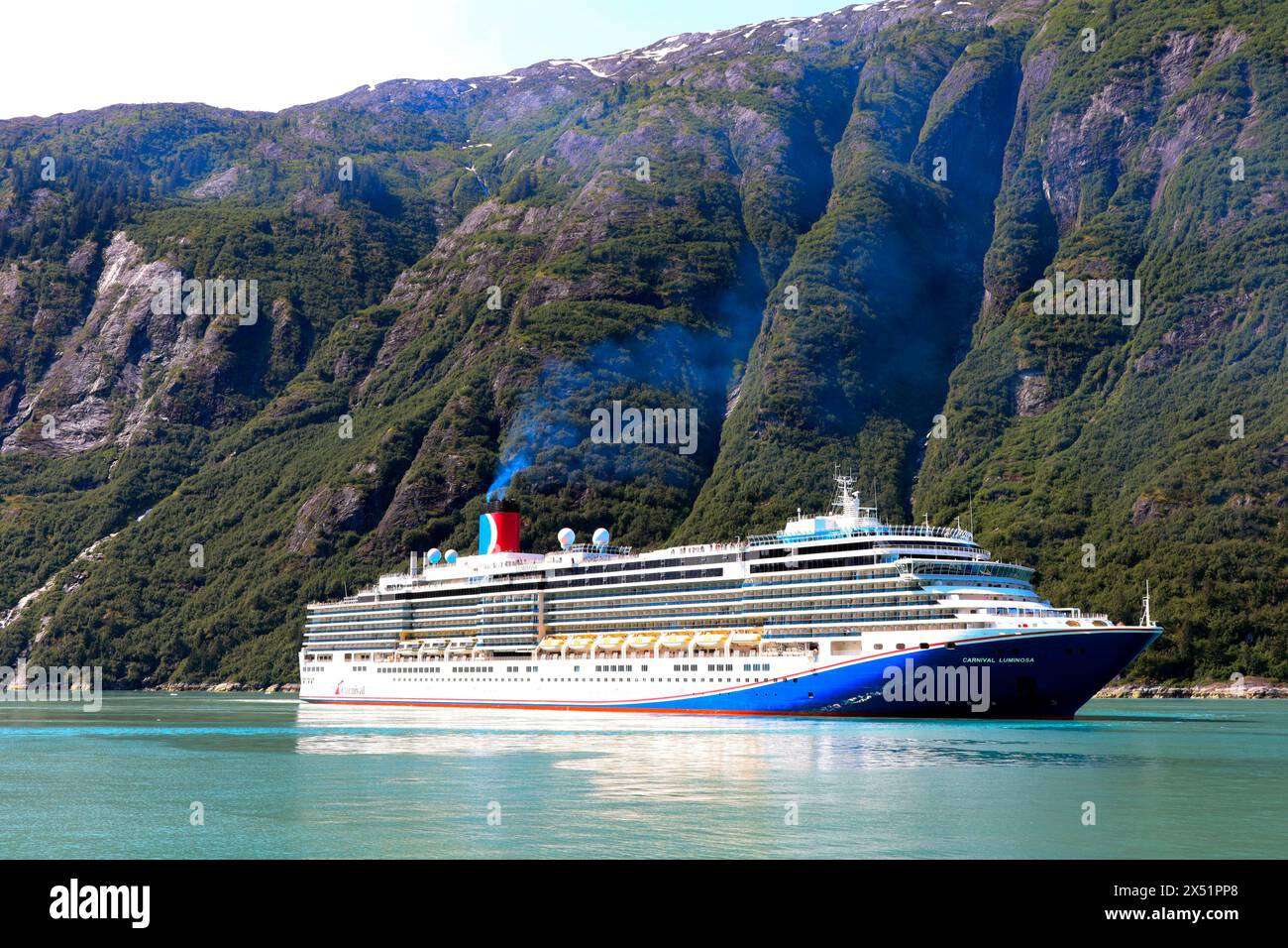 Cruising along the Alaskan shore line Stock Photo - Alamy