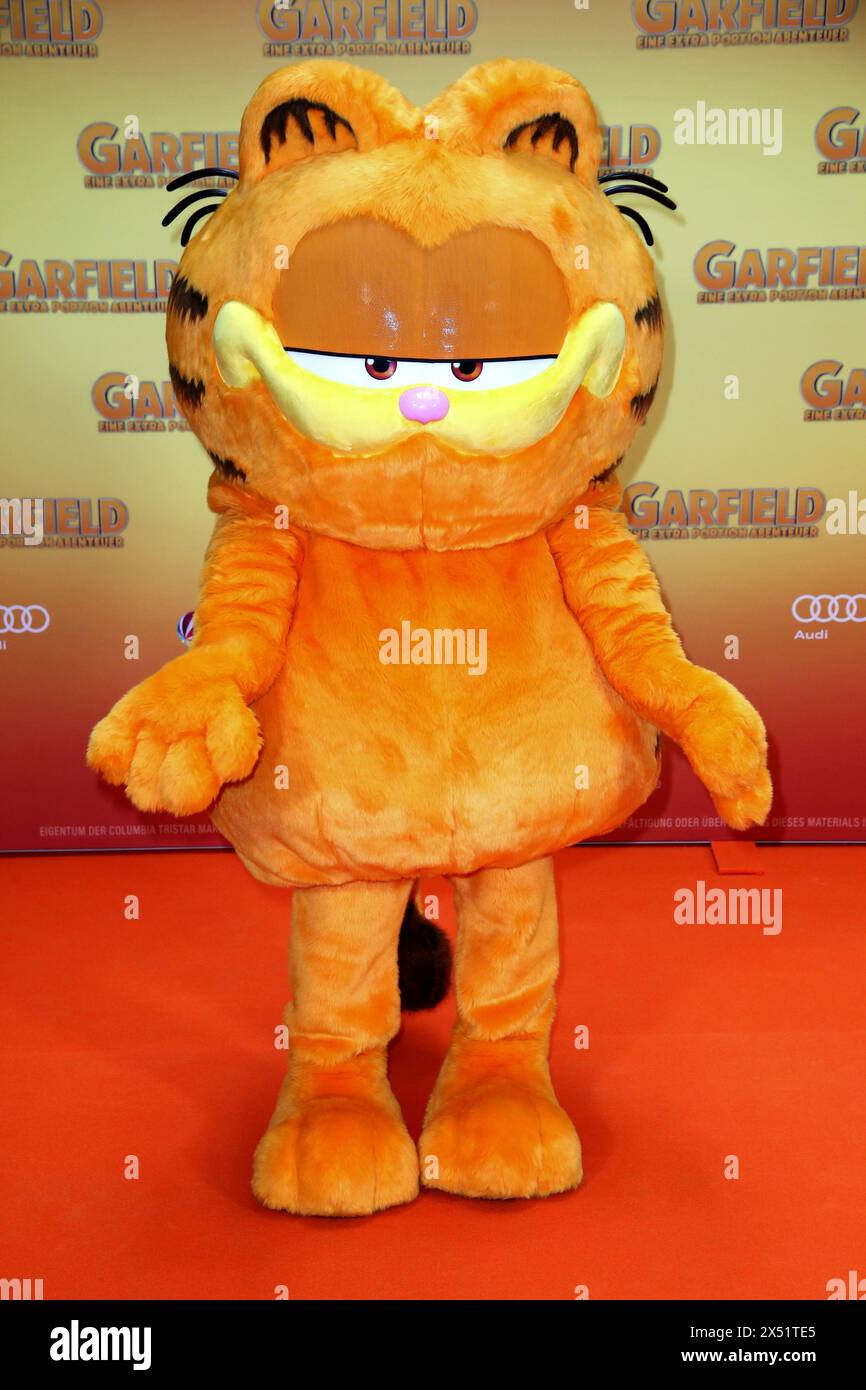 Garfield figur hi-res stock photography and images - Alamy