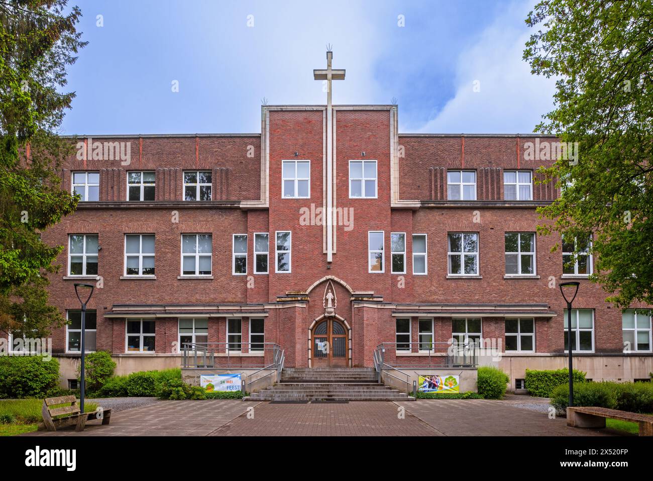 Internaat Campus Kajee, boarding school and primary school at Schoten ...