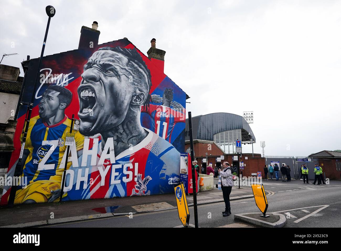 Wilfred zaha palace hi-res stock photography and images - Alamy