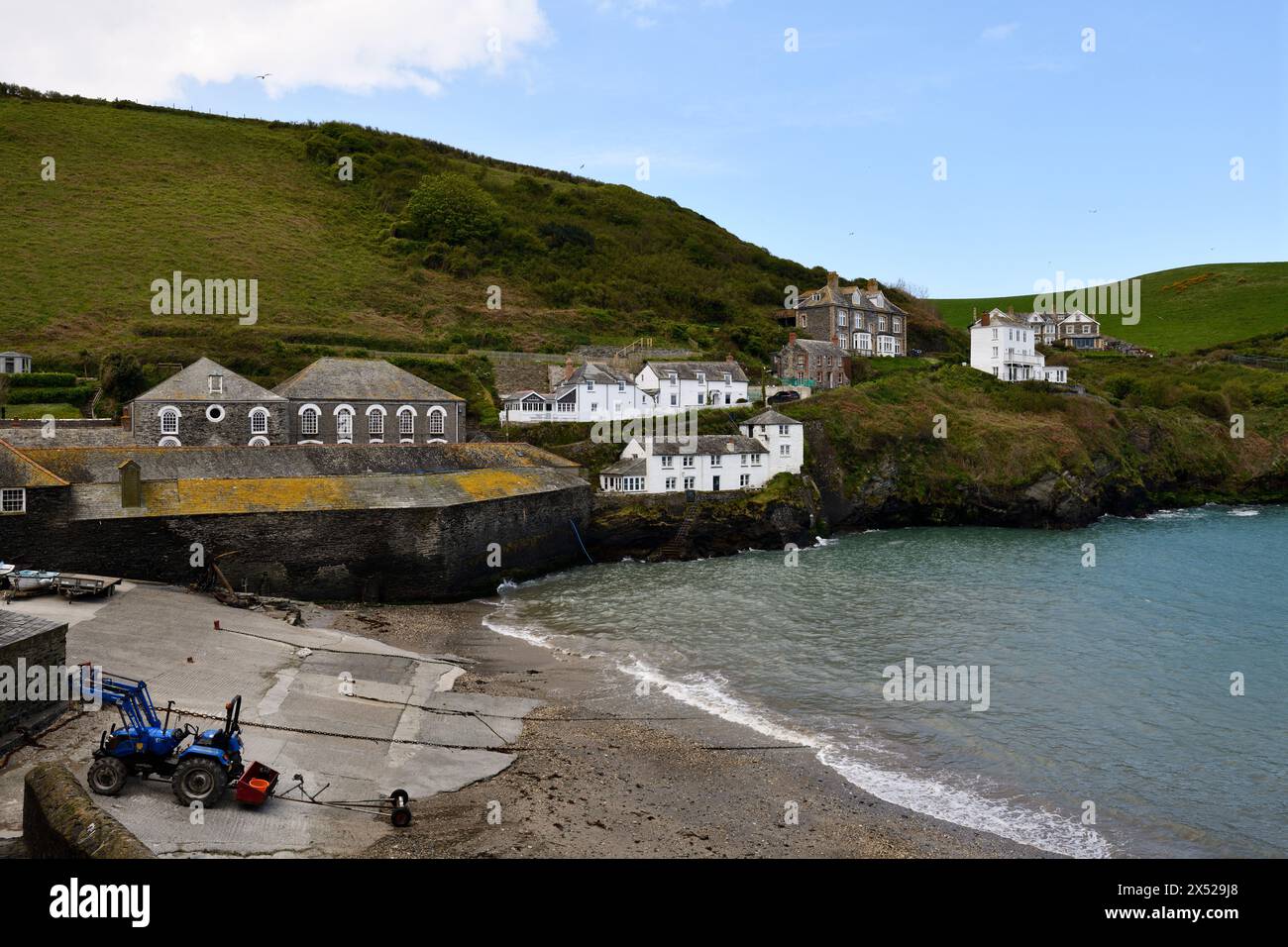 Port Isaac Harbour Cornwall England uk Stock Photo - Alamy