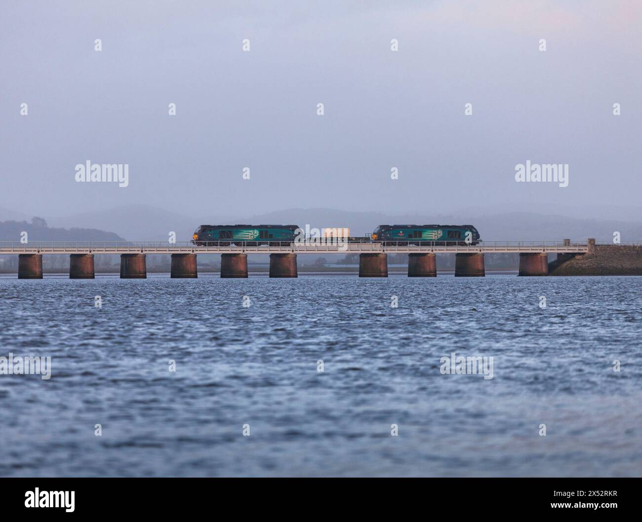 Arnside viaduct (river Kent) on the Cumbrian coast railway line, UK ...