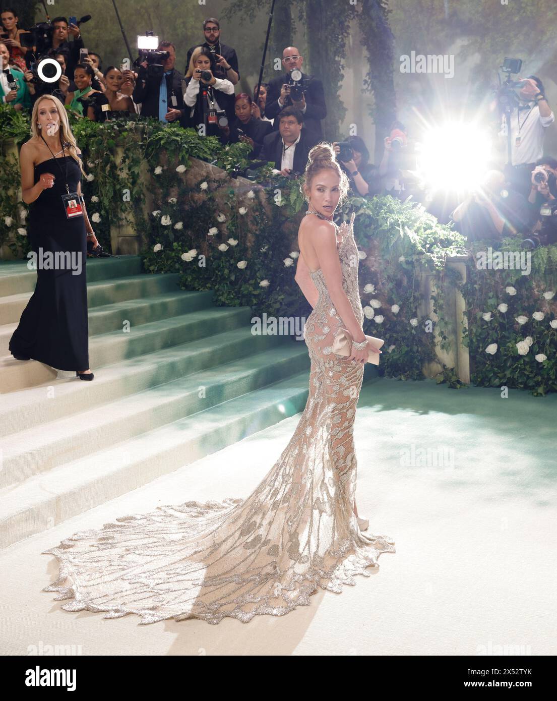 New York, United States. 06th May, 2024. Jennifer Lopez arrives on the ...