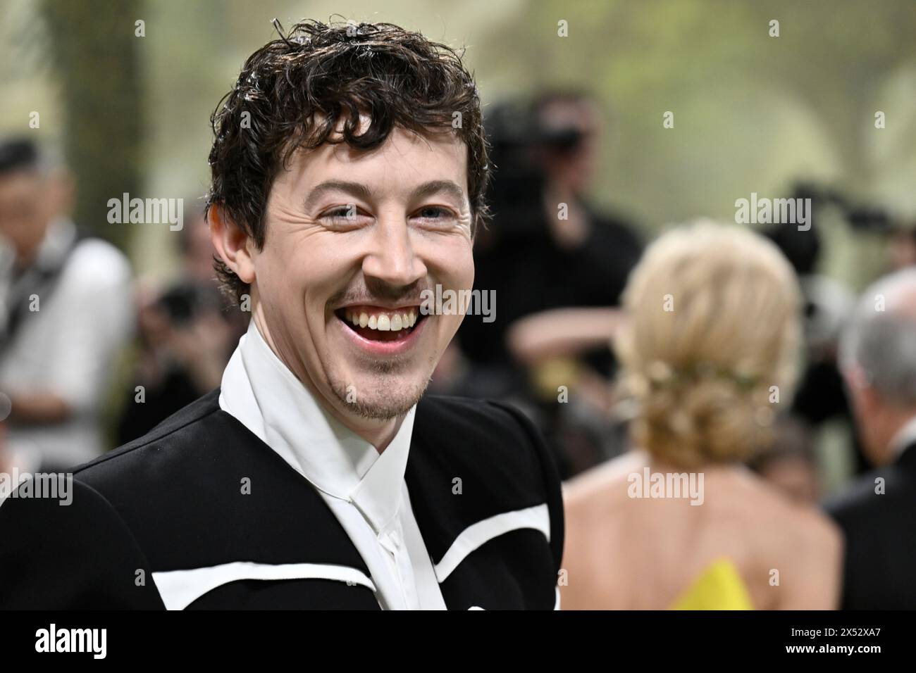 Alex Sharp attends The Metropolitan Museum of Art's Costume Institute ...