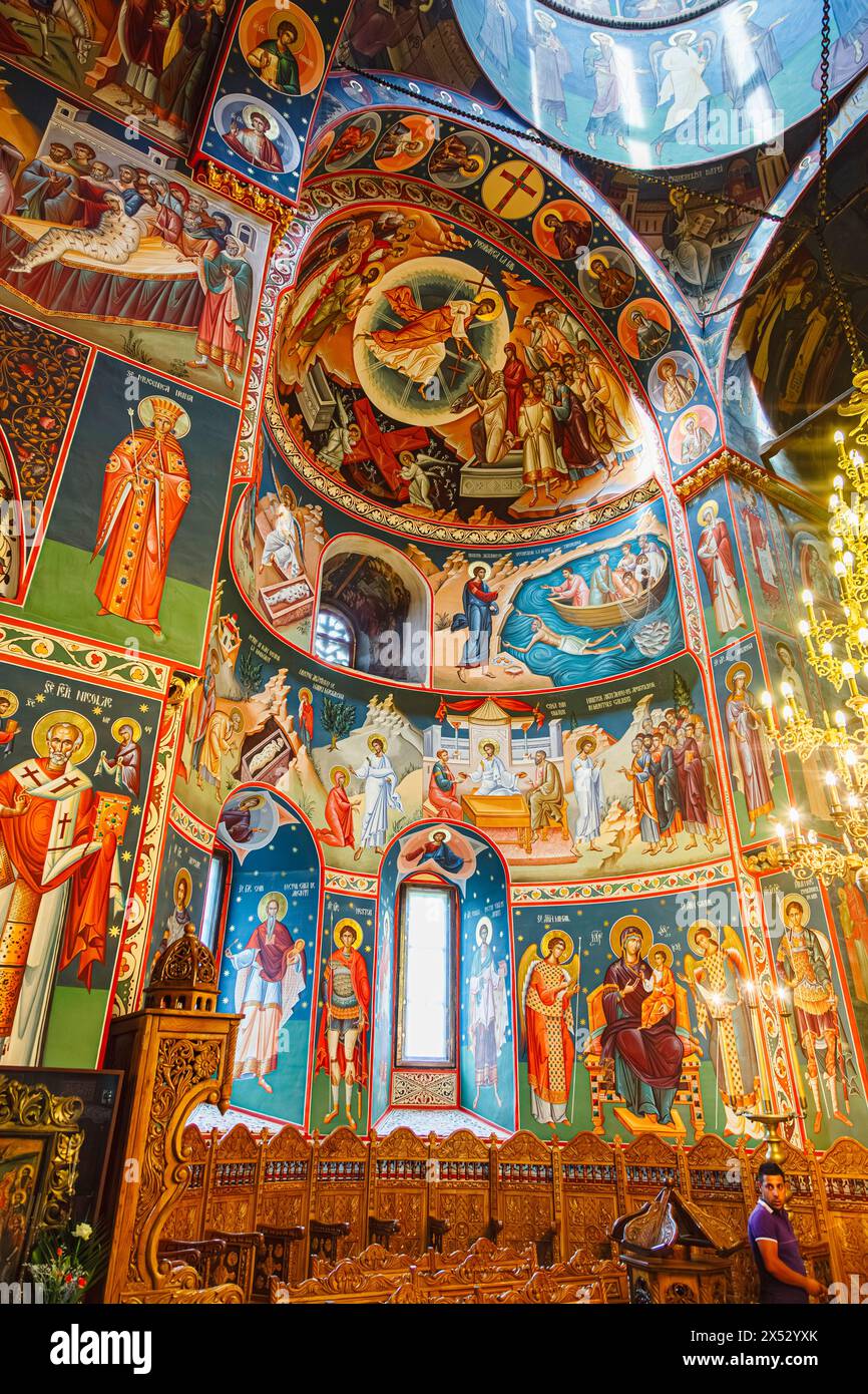 Colourful murals in the New St. George Church in Lipscani, Bucharest ...
