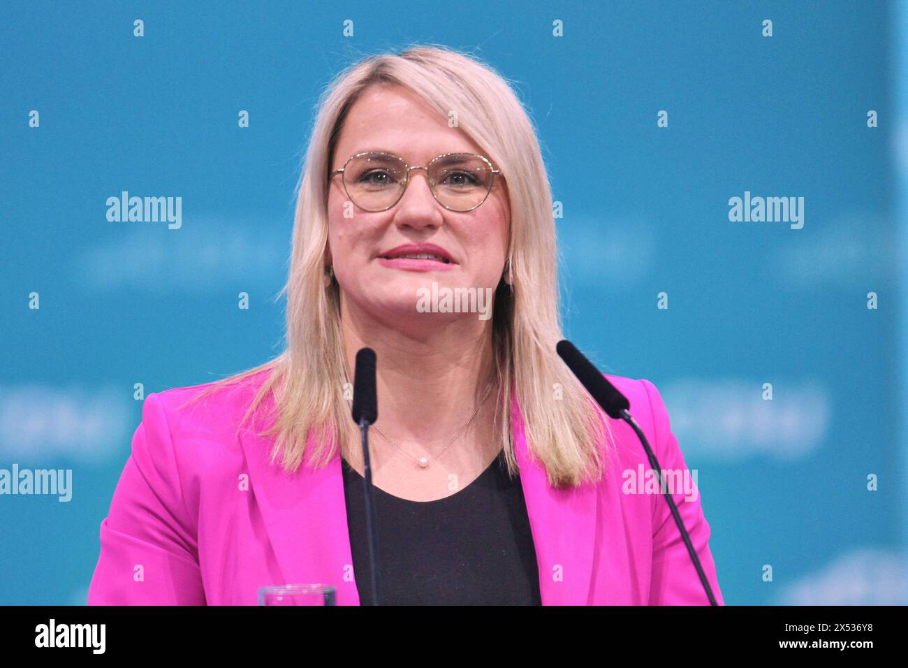 Christina stumpp hi-res stock photography and images - Alamy