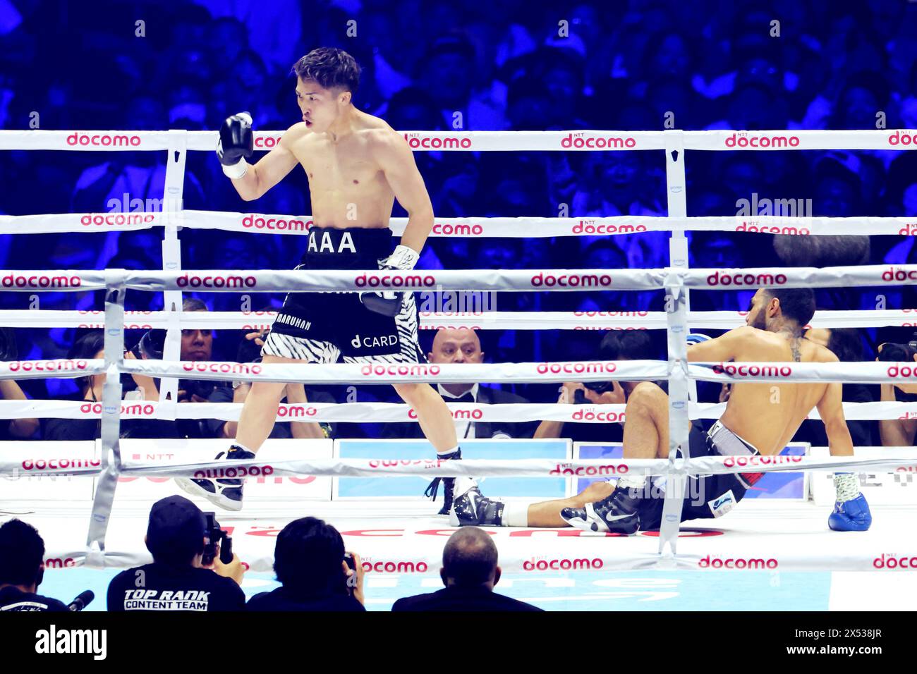 Tokyo, Japan. 6th May, 2024. (L-R) Naoya Inoue (JPN), Luis Nery (MEX ...
