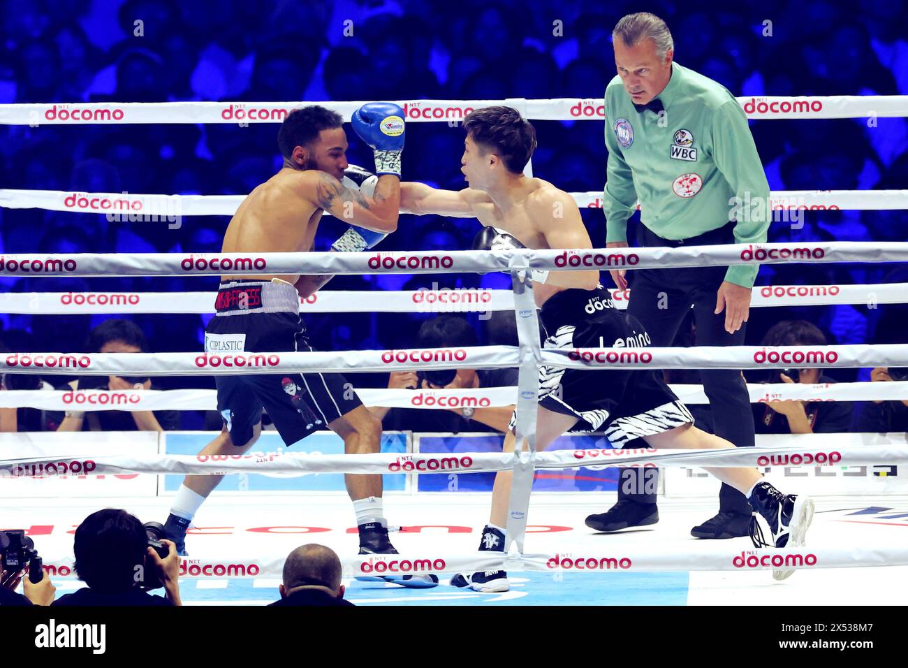 Tokyo, Japan. 6th May, 2024. (L-R) Luis Nery (MEX), Naoya Inoue (JPN ...