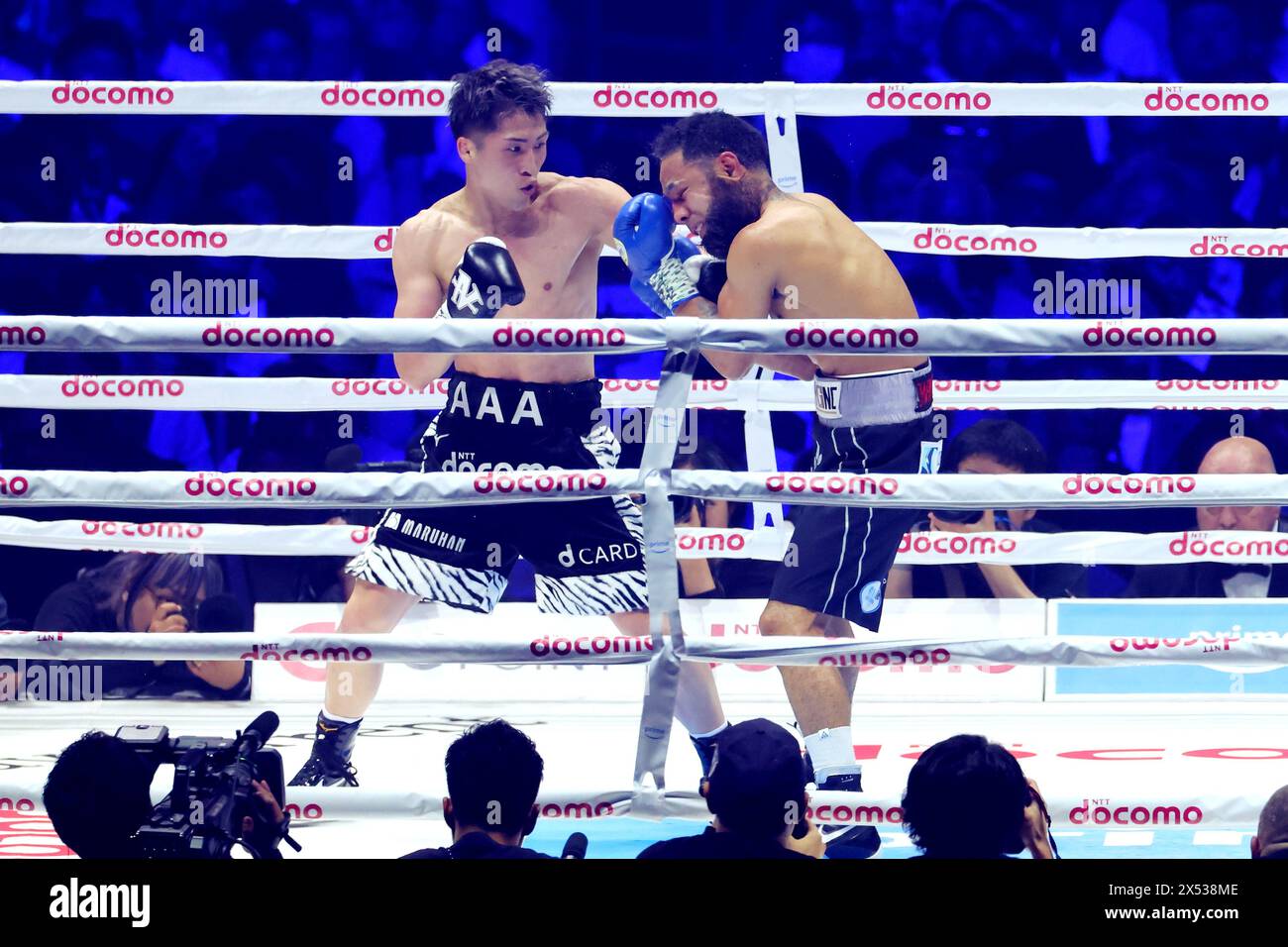 Tokyo, Japan. 6th May, 2024. (L-R) Luis Nery (MEX), Naoya Inoue (JPN) Boxing : IBF, WBA, WBC and ...