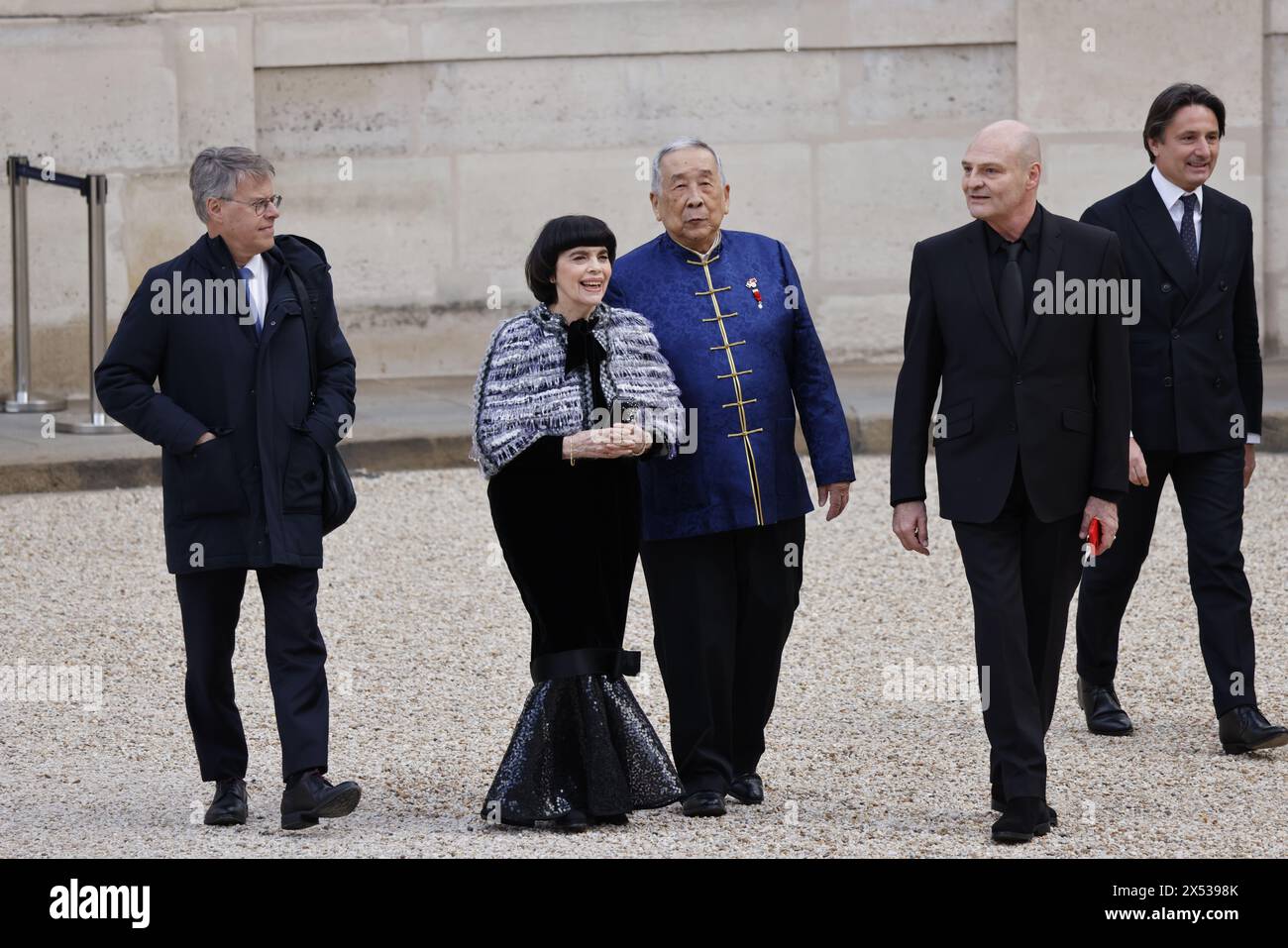 Paris, France. 6th May, 2024. Singer Mireille Mathieu attends the State ...