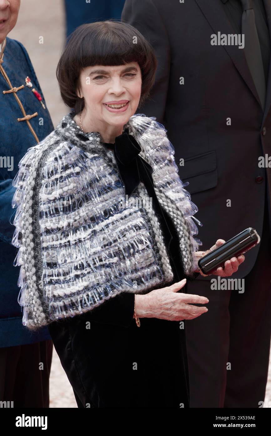 Paris, France. 6th May, 2024. Singer Mireille Mathieu attends the State ...