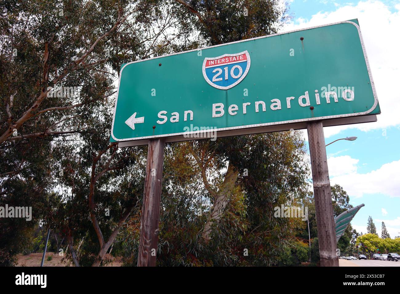 Los Angeles, California: Interstate 210 Foothill Freeway Entrance sign ...