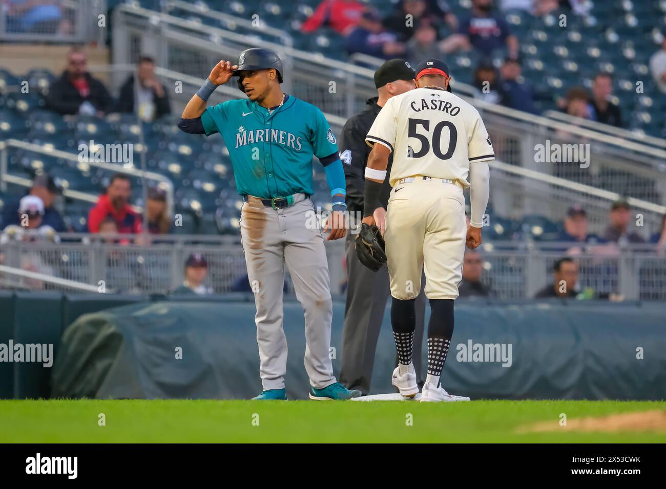 Minneapolis, Minnesota, USA. 6th May, 2024. Seattle Mariners second ...