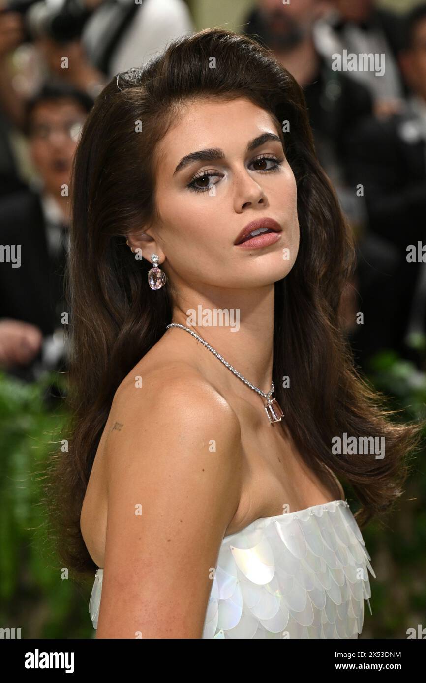 Photo by: DPRF/STAR MAX/IPx 2024 Kaia Gerber at the 2024 Costume ...