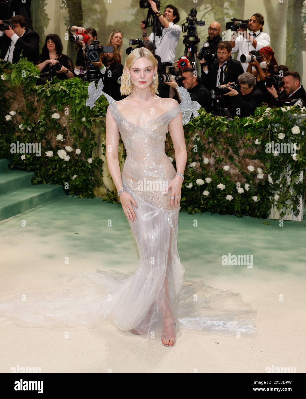New York, United States. 06th May, 2024. Elle Fanning arrives on the ...