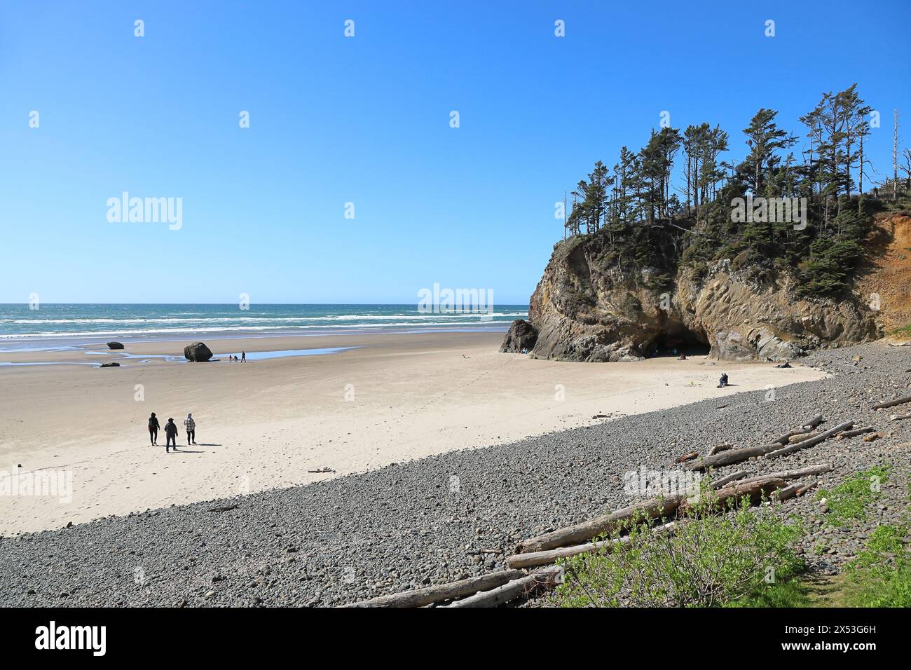 Hug Point Beach, Oregon - The beautiful beach where the stagecoaches ...