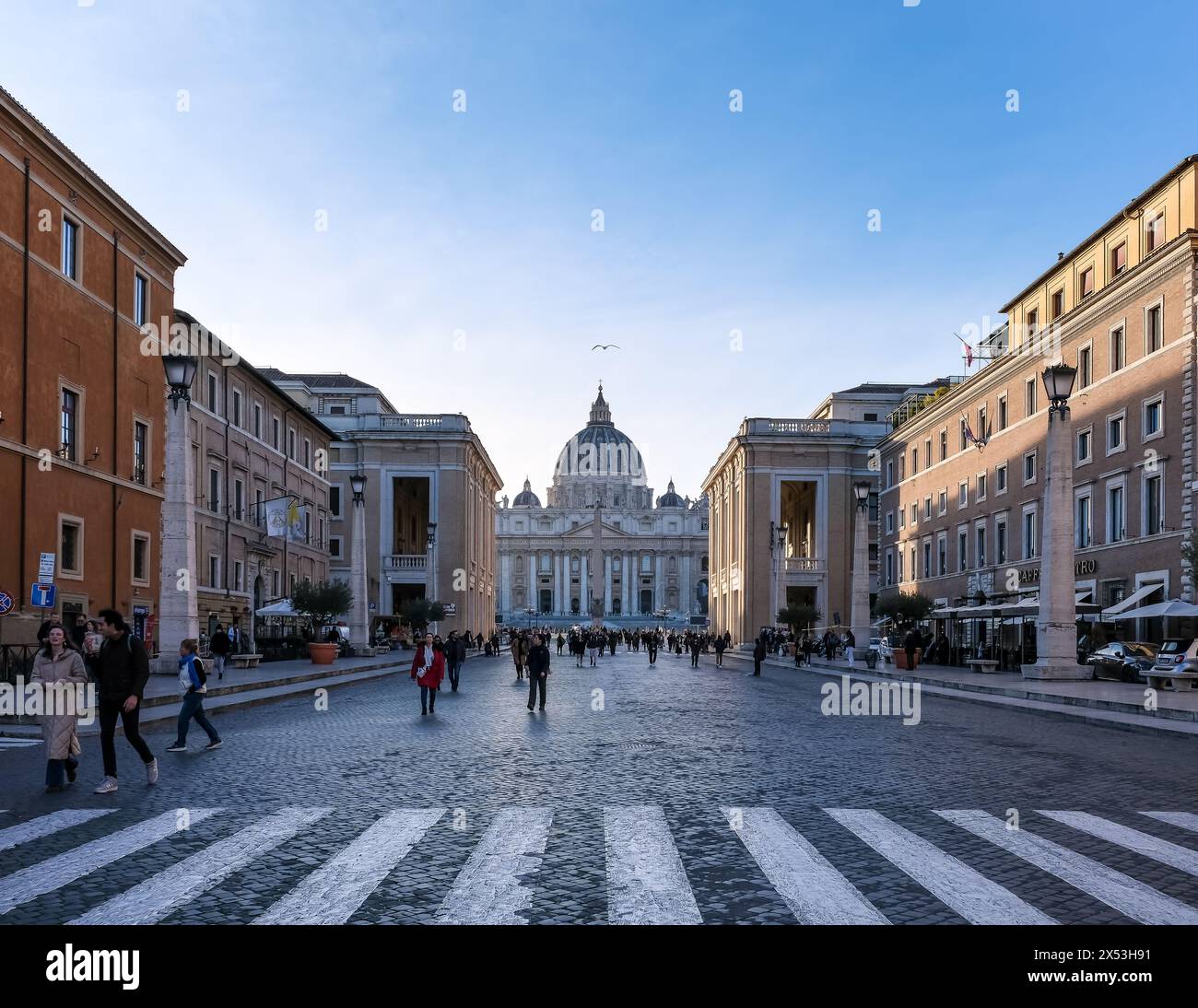 View of Saint Peter's Square in Vatican City, the papal enclave in Rome ...