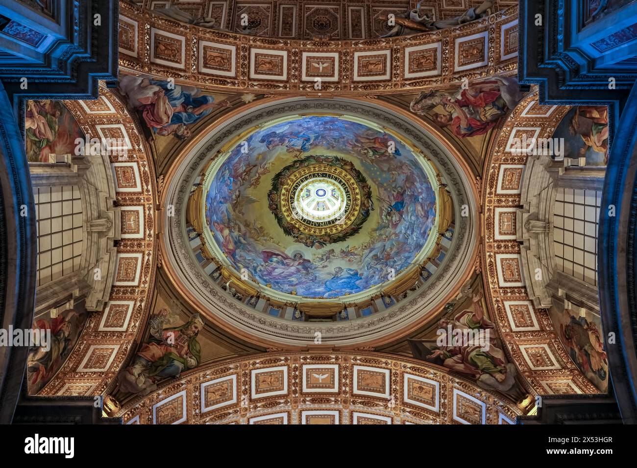 Mosaic in saint peters basilica hi-res stock photography and images - Alamy